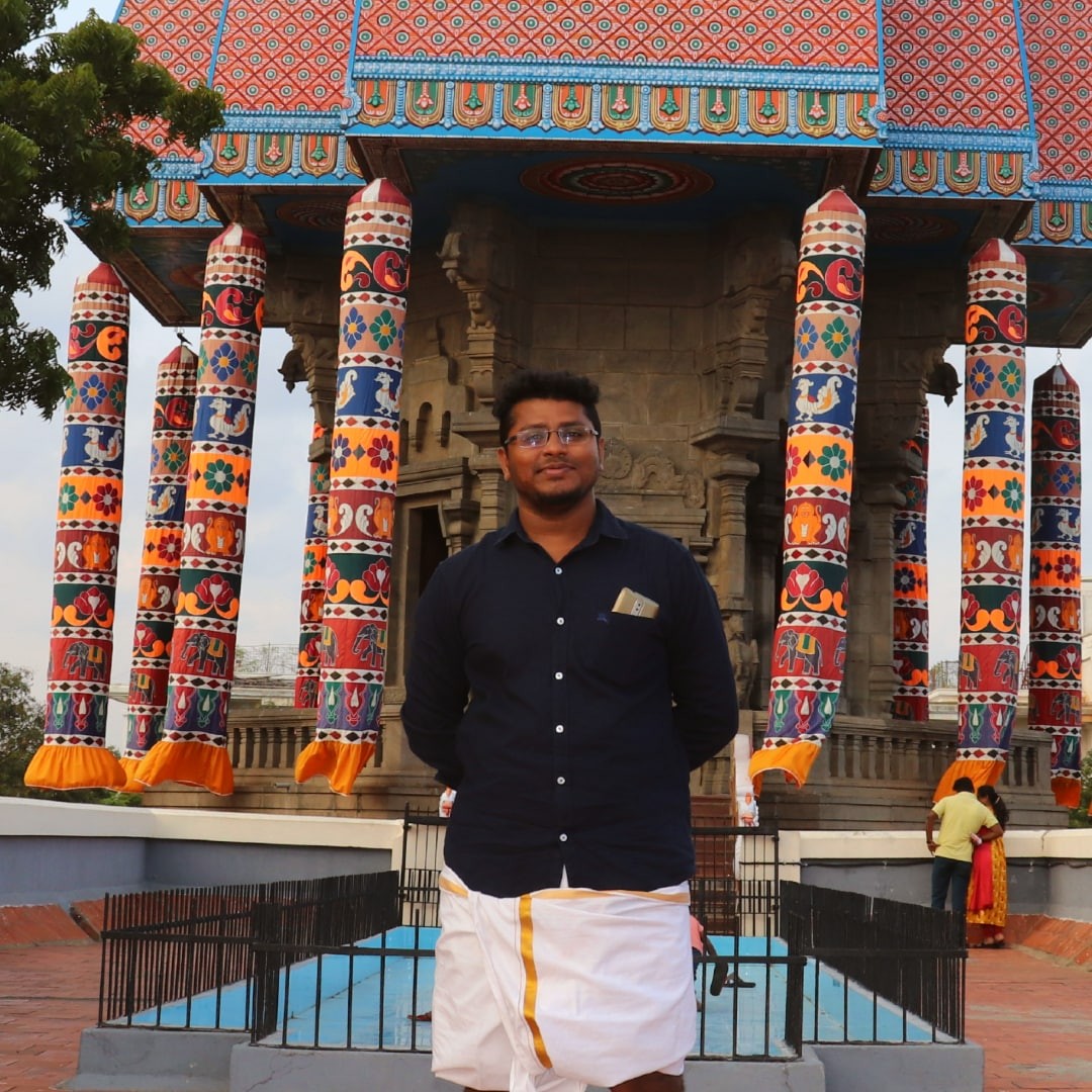 Profile & Contact Details of Pakoda Boyz