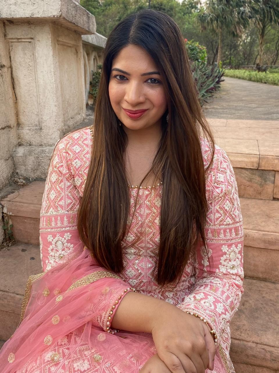 Profile & Contact Details of Aakansha Kapoor